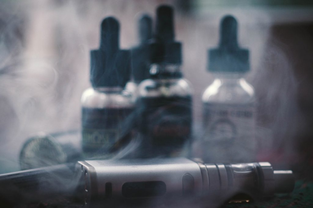 10 Benefits of Vaping (Pros & Cons) - E-Cigs Advice
